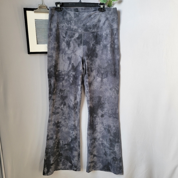 lululemon athletica | Pants & Jumpsuits | Lululemon Groove Super High ...